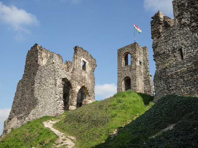 Volcano's Elixir: The wines of Somló, Hungary : Vinography